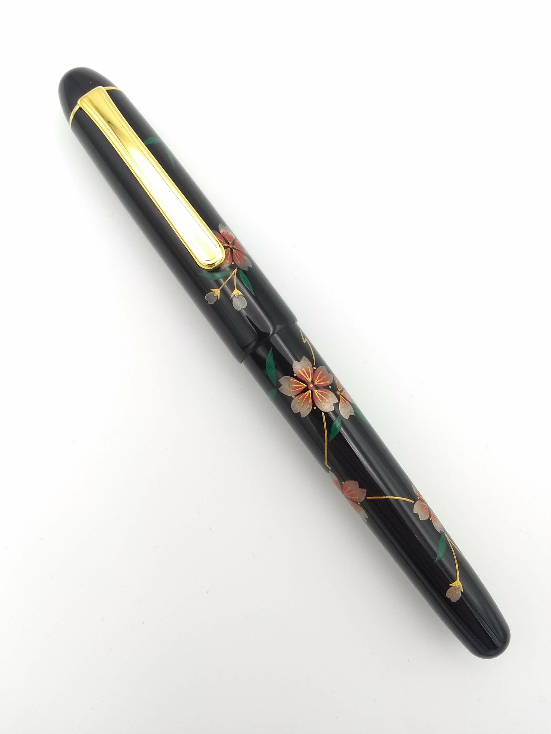 Platinum Century 3776 Urushi Maki-e Sakura – 14k Broad Nib - Pen Realm